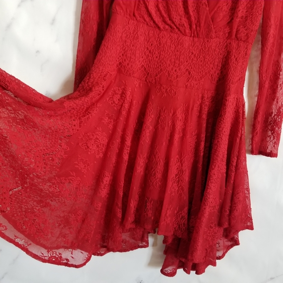 bobi | Dresses | Bobi Black Los Angeles Red Lace Dress | Poshmark